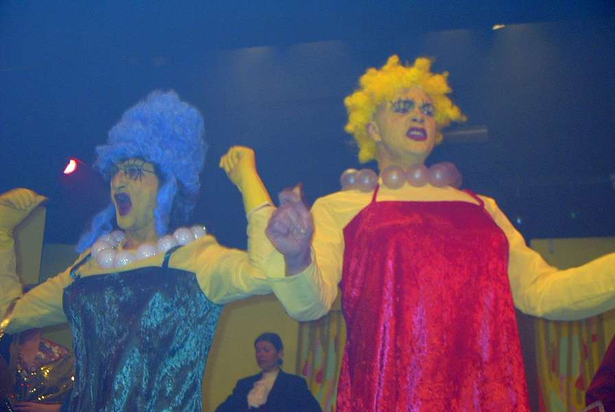 Broadbent Theate: Photo